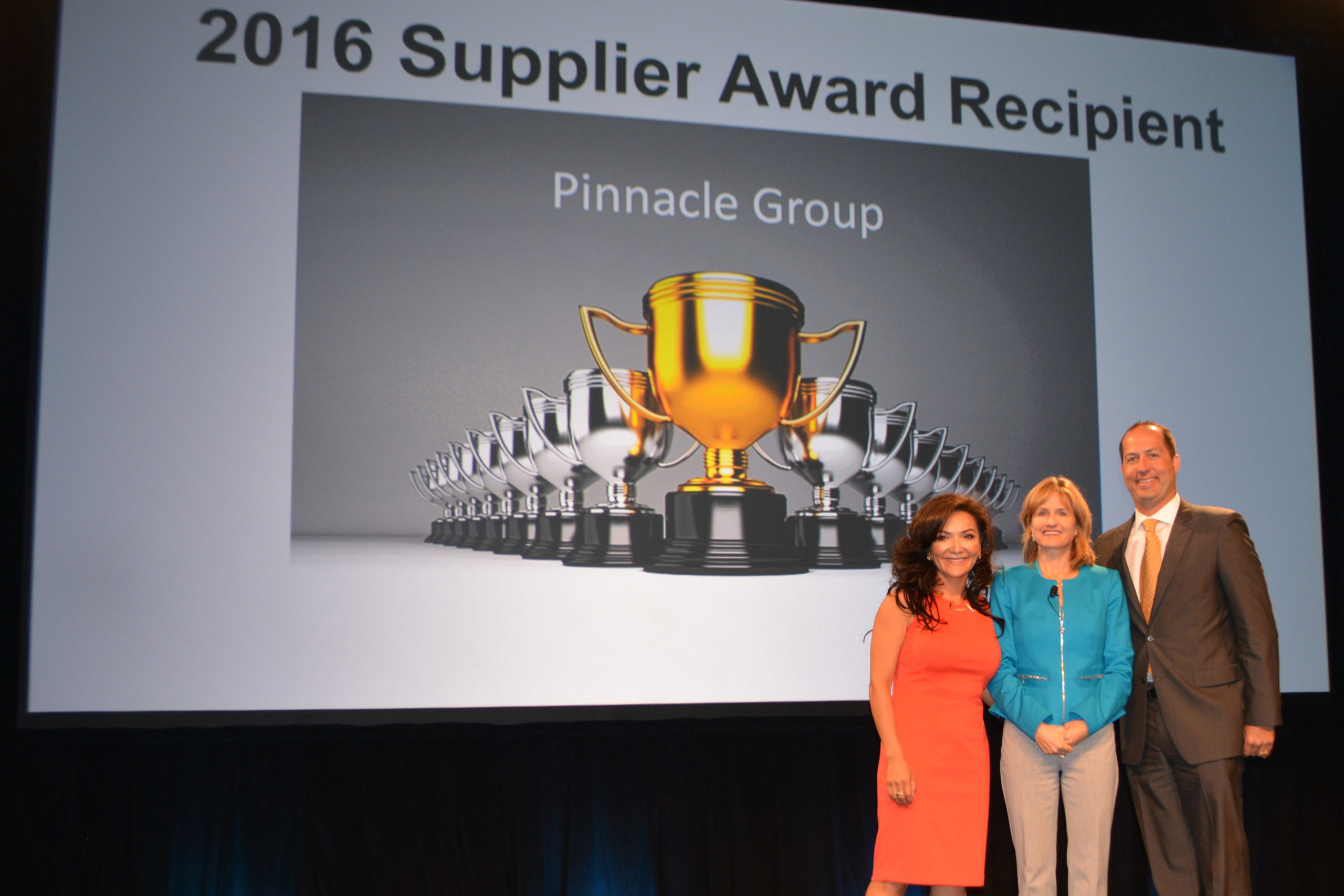 AT&T Recognizes Pinnacle Group for Supplier Excellence in 2016 - Pinnacle Group